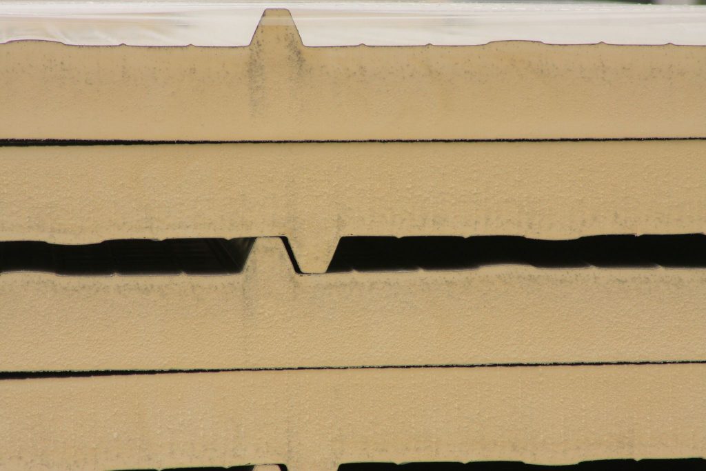 panouritermoizolante.ro - Panouri, profile si accesorii